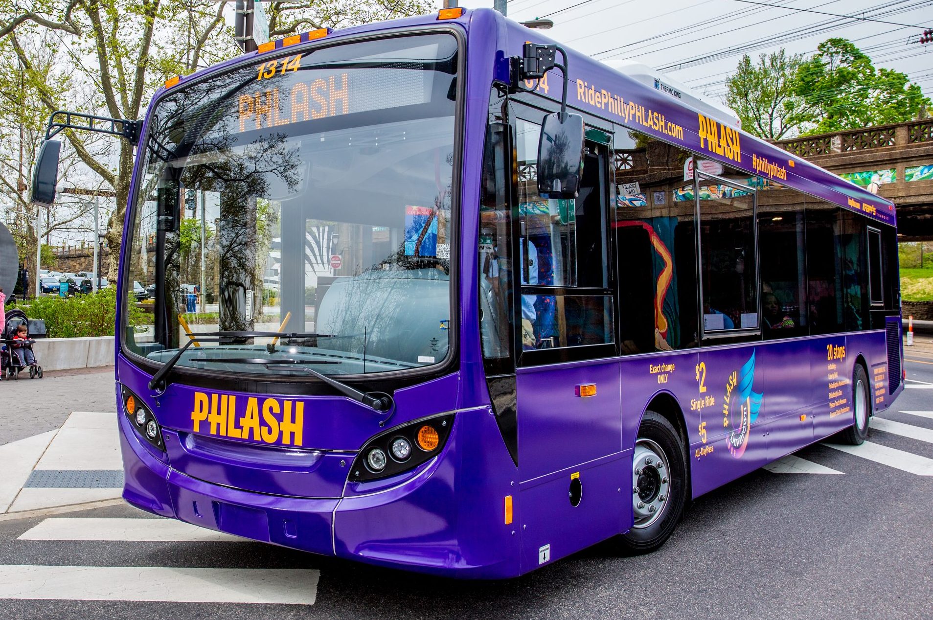 A free PHLASH shuttle is coming to FDR Park! – Fairmount Park Conservancy