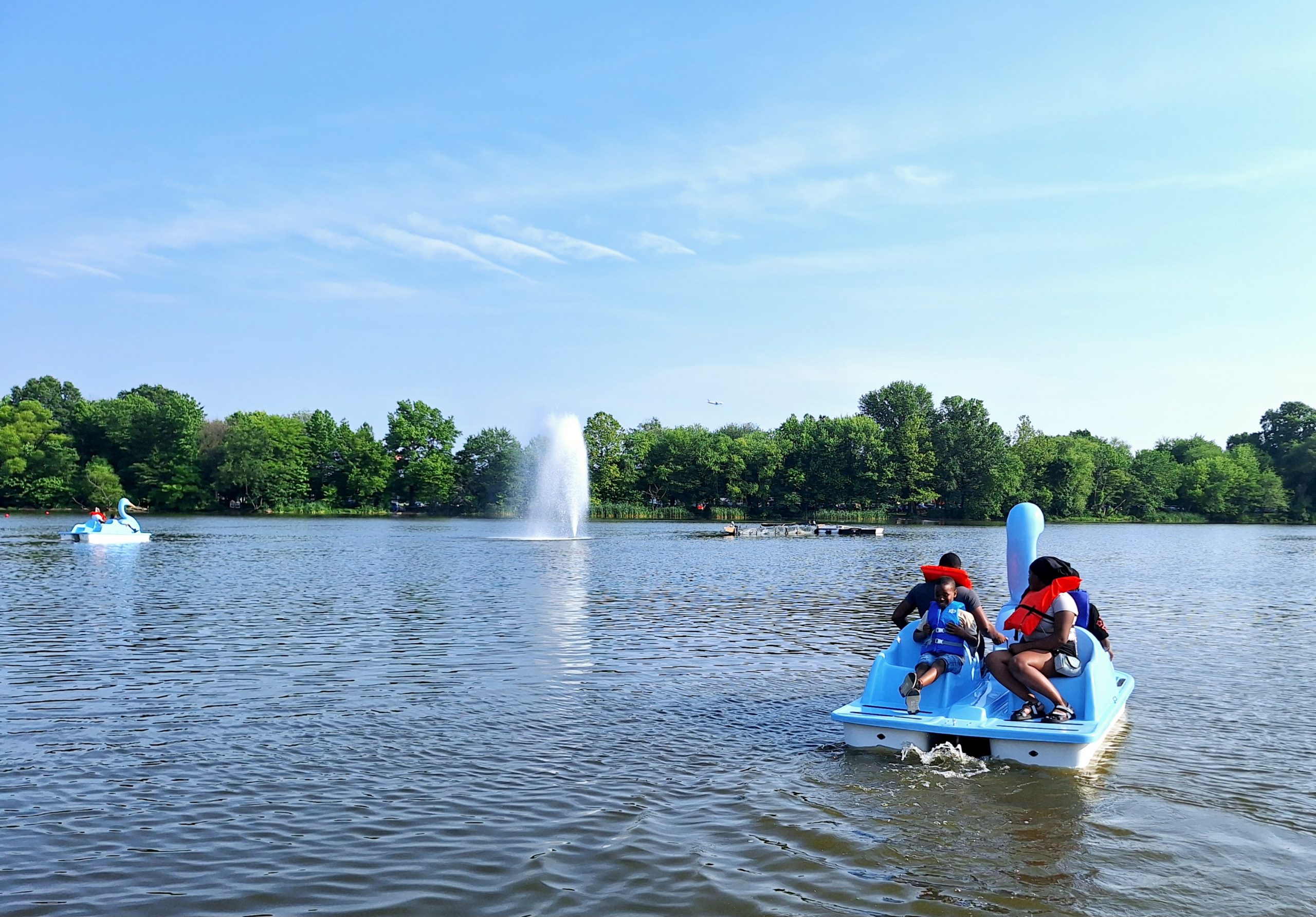 Community Paddle Boating at FDR Park – Fairmount Park Conservancy
